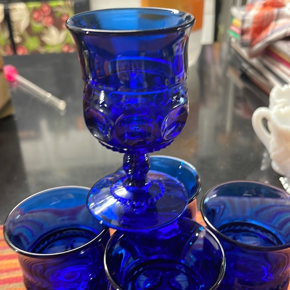 Kings Crown | Kitchen | Vintage Cobalt Blue Thumbprint Glasses | Poshmark